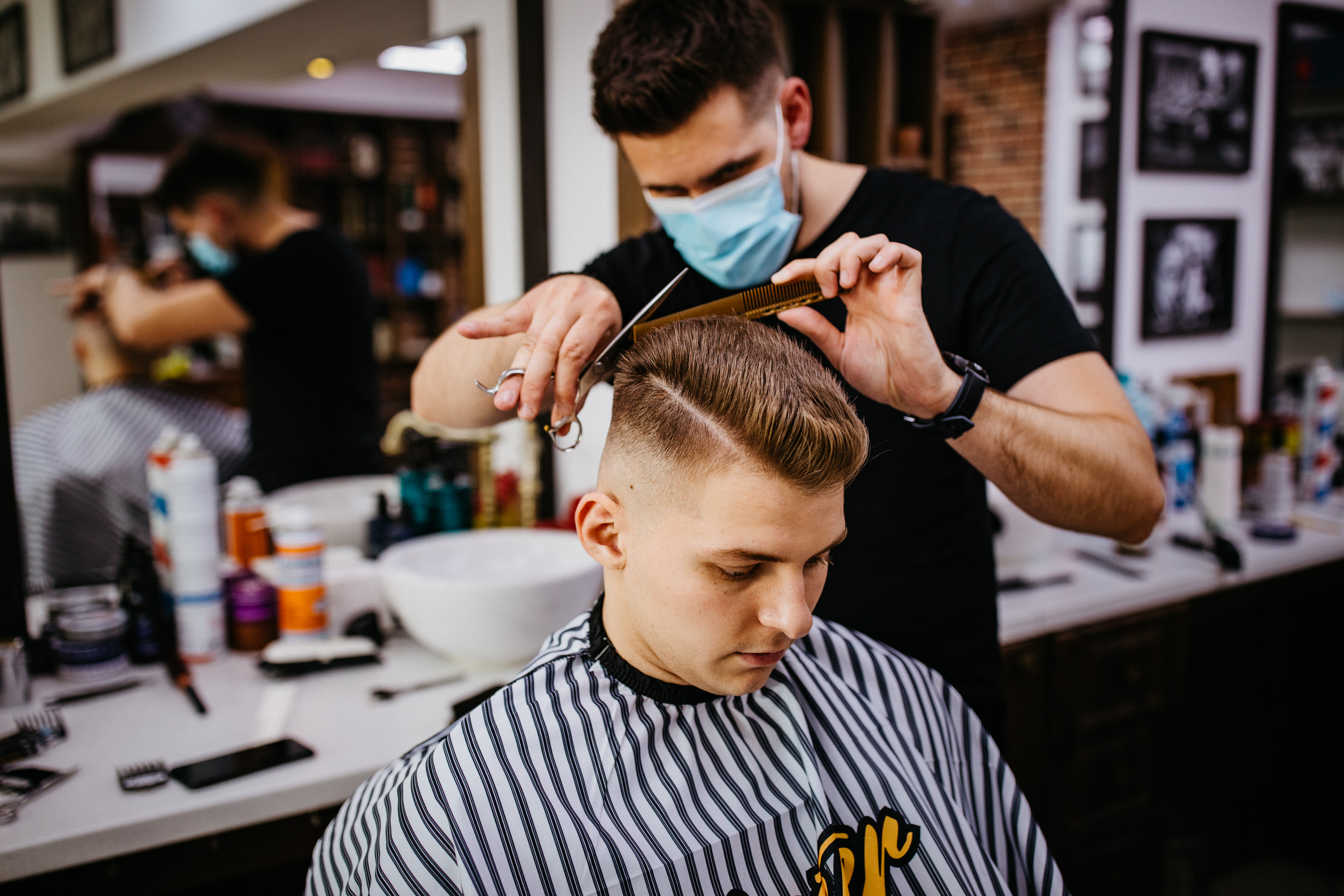 Tunsori Pentru Barbati pe Par Scurt-2021- Afla cum te tunzi anul ...