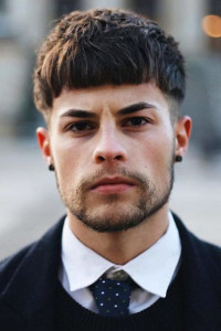 Frizuri Barbati 2022-Modele de Tunsori si Frizuri pentru Barbati in ...